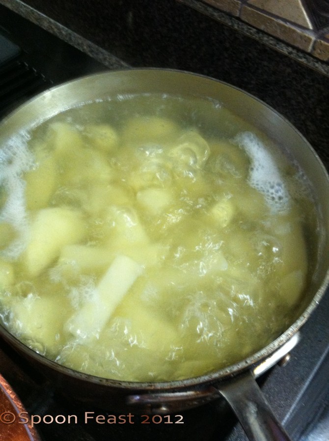 How to Boil Potatoes for Making Mashed Potatoes | Spoon Feast